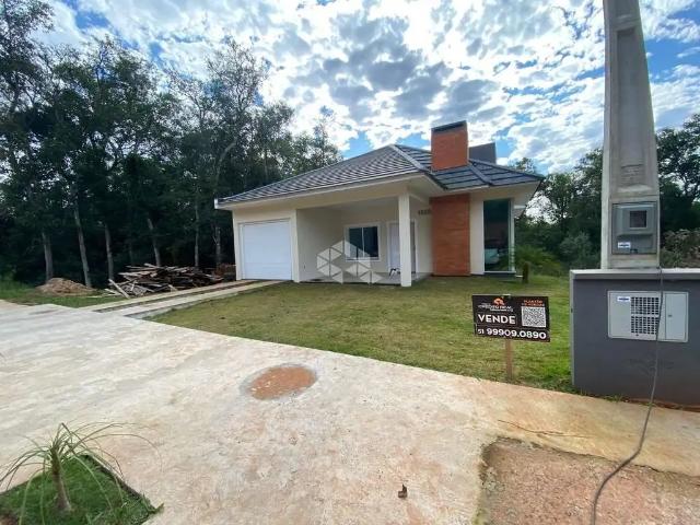 Casa / Sobrado para Venda em Santa Cruz do Sul/RS Country 3 Quartos