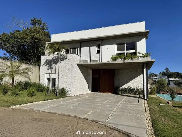 Casa / Sobrado para Venda em Santa Cruz do Sul/RS Country 4 Quartos
