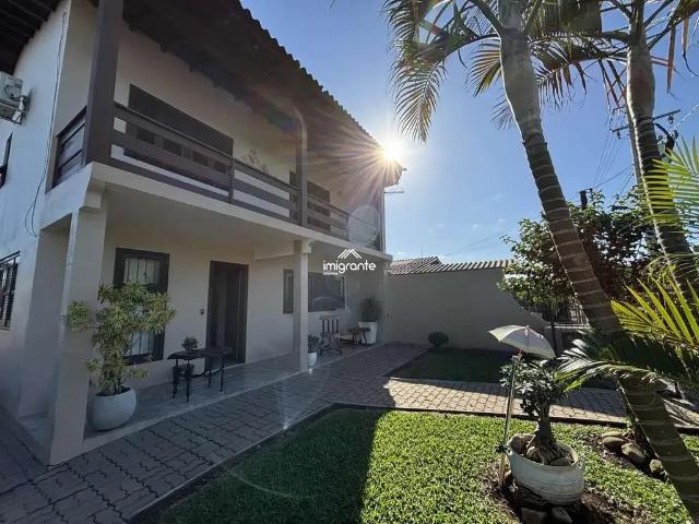 Casa / Sobrado para Venda em Santa Cruz do Sul/RS Esmeralda 4 Quartos