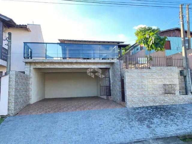 Casa / Sobrado para Venda em Santa Cruz do Sul/RS Esmeralda 3 Quartos