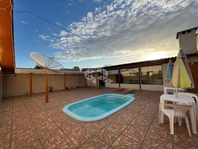 Casa / Sobrado para Venda em Santa Cruz do Sul/RS Esmeralda 3 Quartos