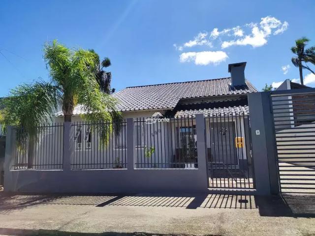 Casa / Sobrado para Venda em Santa Cruz do Sul/RS João Alves 3 Quartos