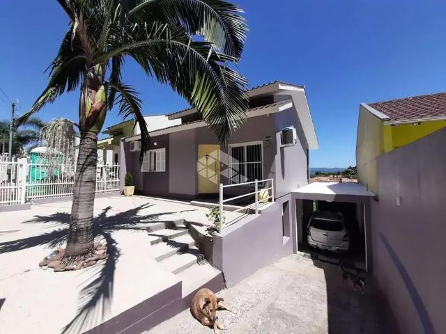 Casa / Sobrado para Venda em Santa Cruz do Sul/RS Pedreira 2 Quartos