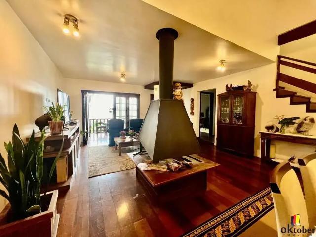 Casa / Sobrado para Venda em Santa Cruz do Sul/RS Santo Inácio 3 Quartos