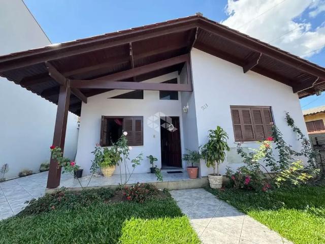 Casa / Sobrado para Venda em Santa Cruz do Sul/RS Várzea 4 Quartos