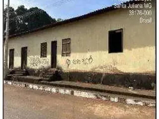 Casa / Sobrado para Venda em Santa Juliana/MG Zelândia