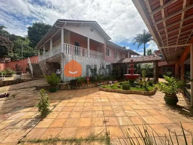 Casa / Sobrado para Venda em Santa Luzia/MG Moreira 4 Quartos