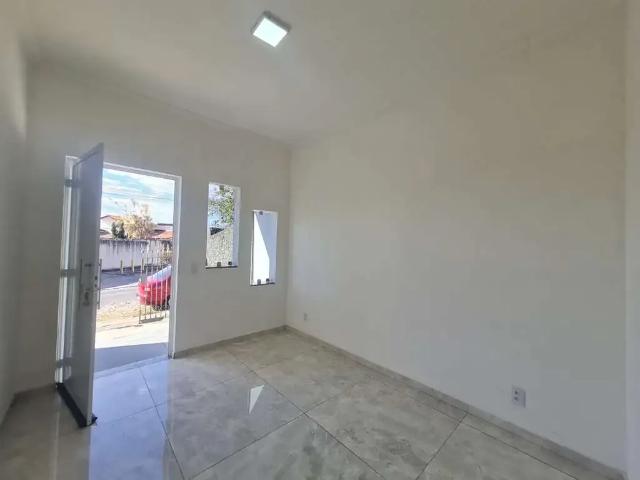 Casa / Sobrado para Venda em Santa Luzia/MG Esplanada 4 Quartos