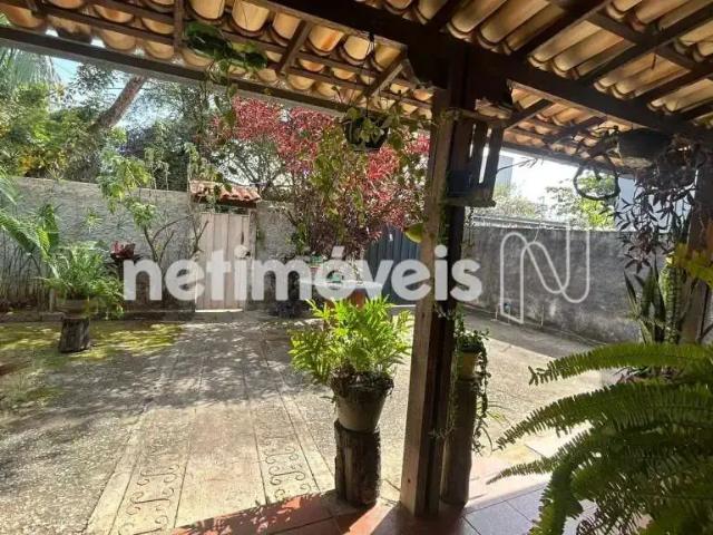 Casa / Sobrado para Venda em Santa Luzia/MG Esplanada 3 Quartos