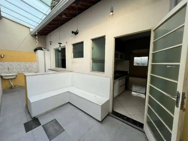 Casa / Sobrado para Venda em Santa Luzia/MG São Benedito 2 Quartos