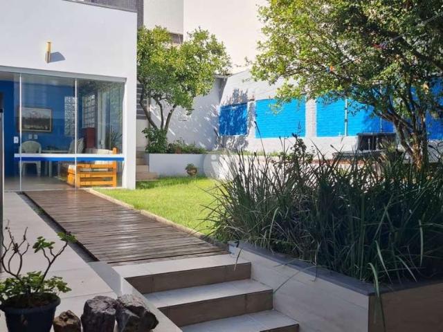 Casa / Sobrado para Venda em Santa Maria/RS Nonoai 4 Quartos