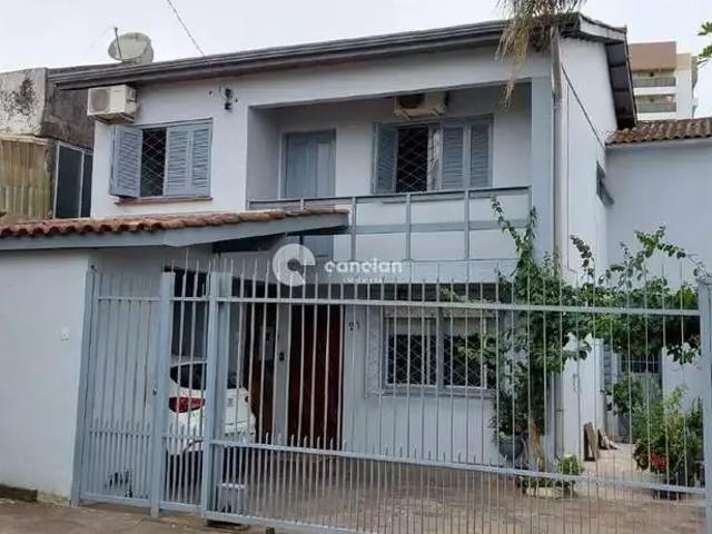 Casa / Sobrado para Venda em Santa Maria/RS Nonoai 3 Quartos