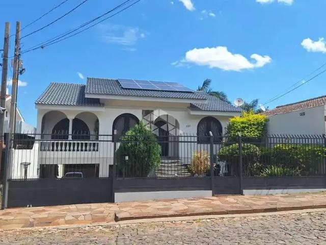 Casa / Sobrado para Venda em Santa Maria/RS Nossa Senhora do Perpétuo Socorro 4 Quartos