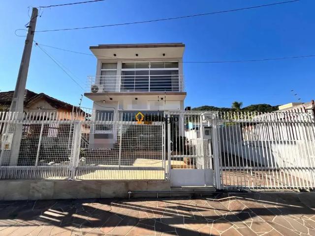 Casa / Sobrado para Venda em Santa Maria/RS Nossa Senhora do Perpétuo Socorro 4 Quartos
