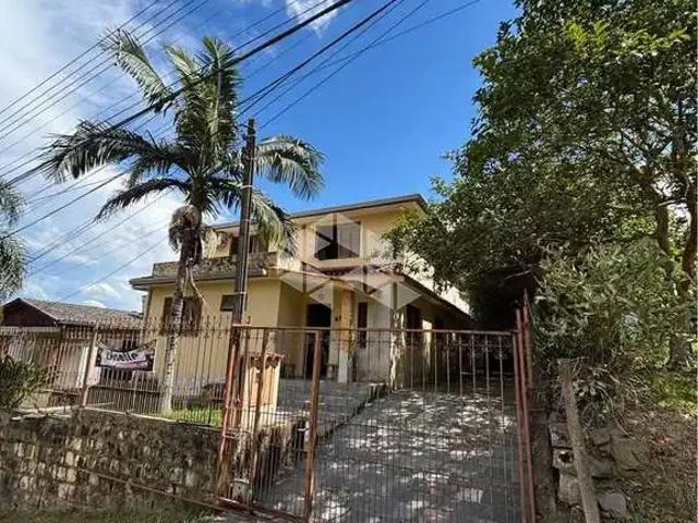 Casa / Sobrado para Venda em Santa Maria/RS Nossa Senhora do Perpétuo Socorro 5 Quartos