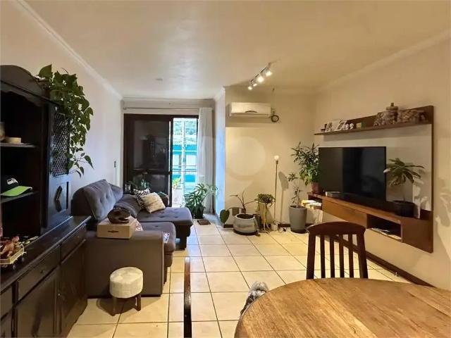 Casa / Sobrado para Venda em Santa Maria/RS Nossa Senhora do Perpétuo Socorro 7 Quartos