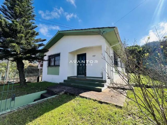 Casa / Sobrado para Venda em Santa Maria/RS Nossa Senhora do Perpétuo Socorro 3 Quartos