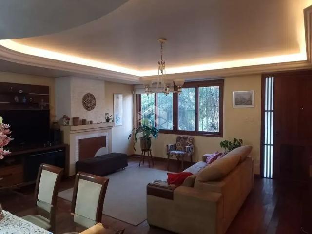 Casa / Sobrado para Venda em Santa Maria/RS Nossa Senhora de Lourdes 4 Quartos