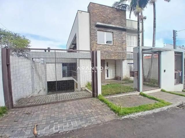 Casa / Sobrado para Venda em Santa Maria/RS Nossa Senhora de Lourdes 4 Quartos
