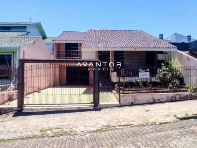 Casa / Sobrado para Venda em Santa Maria/RS Nossa Senhora de Lourdes 3 Quartos