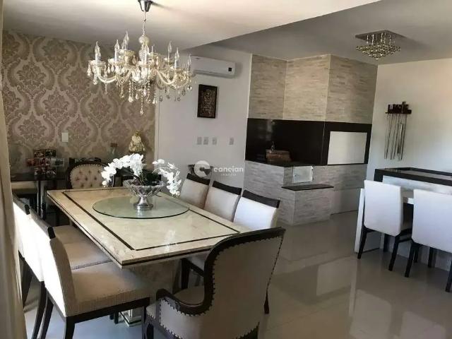 Casa / Sobrado para Venda em Santa Maria/RS Nossa Senhora Medianeira 4 Quartos