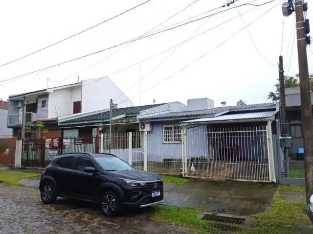 Casa / Sobrado para Venda em Santa Maria/RS Nossa Senhora Medianeira 2 Quartos