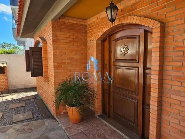 Casa / Sobrado para Venda em Santa Maria/RS Nossa Senhora Medianeira 3 Quartos