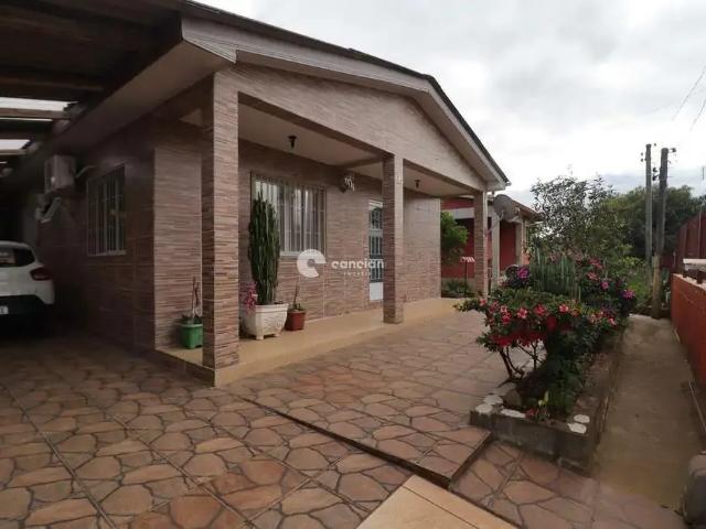 Casa / Sobrado para Venda em Santa Maria/RS Boca do Monte 3 Quartos