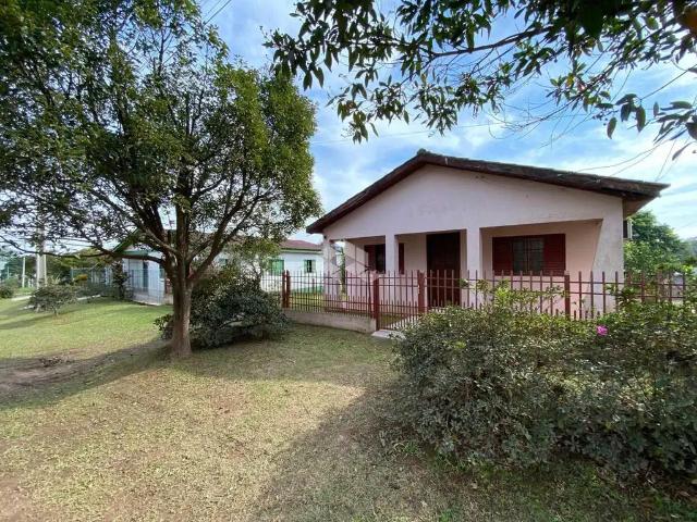 Casa / Sobrado para Venda em Santa Maria/RS Boca do Monte 3 Quartos