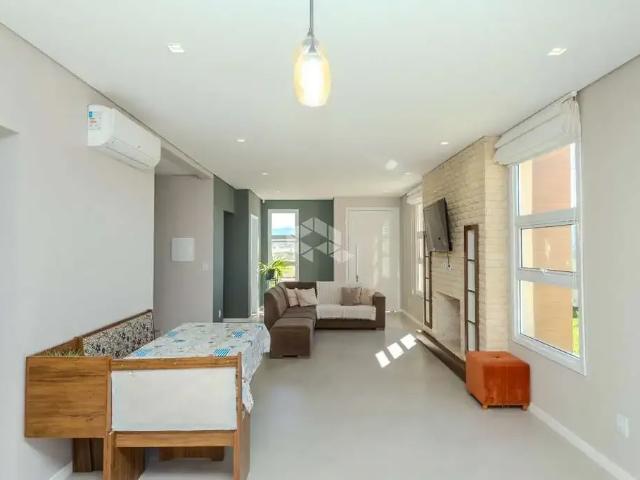 Casa / Sobrado para Venda em Santa Maria/RS Camobi 4 Quartos