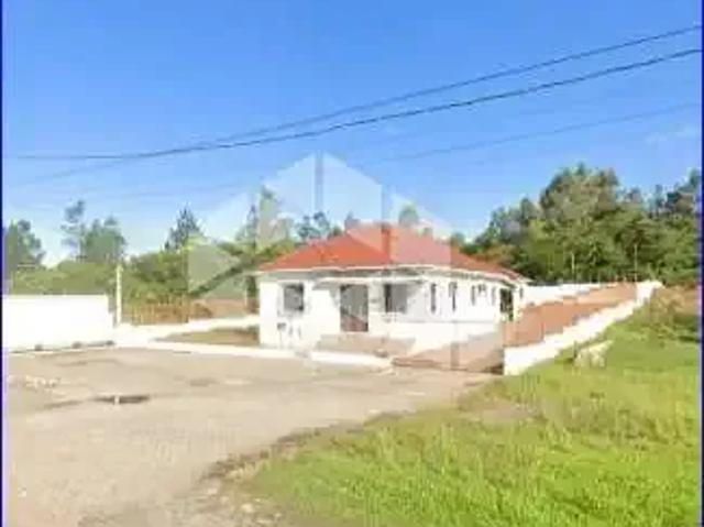 Casa / Sobrado para Venda em Santa Maria/RS Camobi 4 Quartos