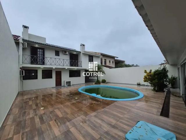 Casa / Sobrado para Venda em Santa Maria/RS Camobi 4 Quartos
