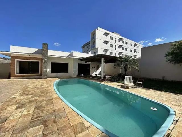 Casa / Sobrado para Venda em Santa Maria/RS Camobi 4 Quartos