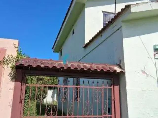 Casa / Sobrado para Venda em Santa Maria/RS Camobi 4 Quartos