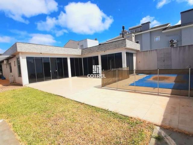 Casa / Sobrado para Venda em Santa Maria/RS Camobi 4 Quartos