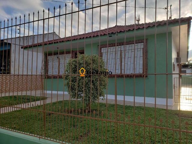 Casa / Sobrado para Venda em Santa Maria/RS Camobi 4 Quartos