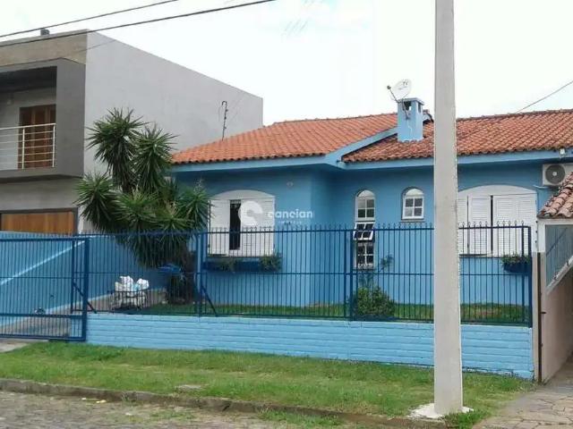 Casa / Sobrado para Venda em Santa Maria/RS Camobi 4 Quartos