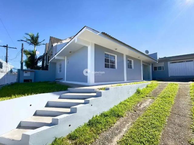 Casa / Sobrado para Venda em Santa Maria/RS Camobi 5 Quartos