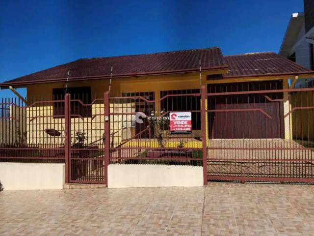 Casa / Sobrado para Venda em Santa Maria/RS Camobi 2 Quartos