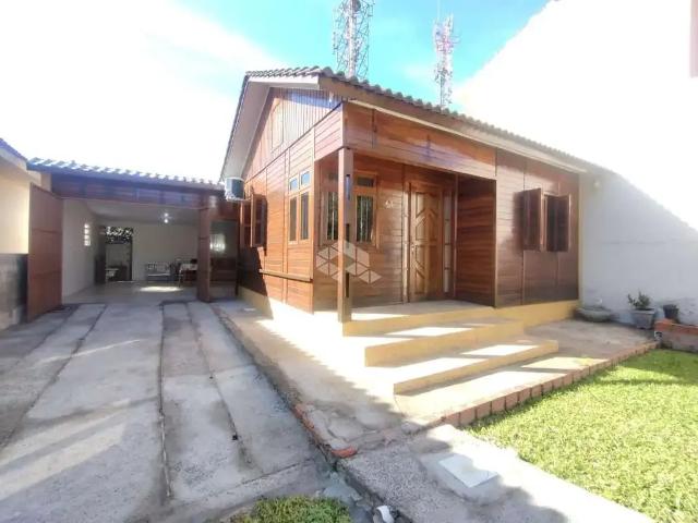 Casa / Sobrado para Venda em Santa Maria/RS Camobi 2 Quartos