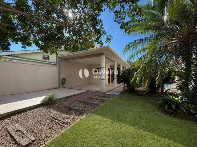 Casa / Sobrado para Venda em Santa Maria/RS Camobi 2 Quartos