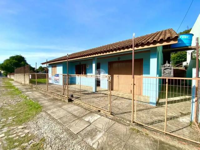Casa / Sobrado para Venda em Santa Maria/RS Camobi 2 Quartos