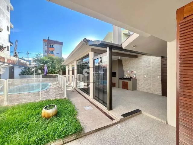 Casa / Sobrado para Venda em Santa Maria/RS Camobi 2 Quartos