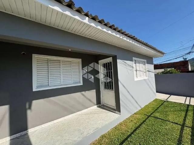 Casa / Sobrado para Venda em Santa Maria/RS Camobi 2 Quartos
