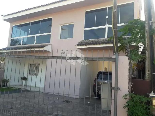 Casa / Sobrado para Venda em Santa Maria/RS Camobi 3 Quartos