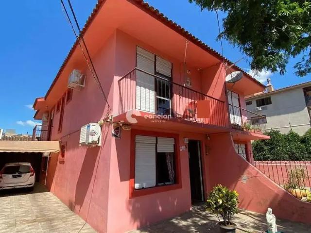 Casa / Sobrado para Venda em Santa Maria/RS Camobi 3 Quartos