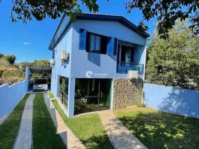 Casa / Sobrado para Venda em Santa Maria/RS Camobi 3 Quartos