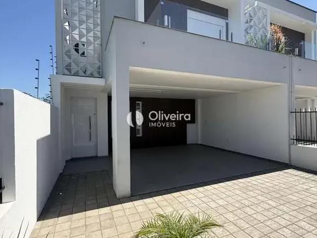 Casa / Sobrado para Venda em Santa Maria/RS Camobi 3 Quartos