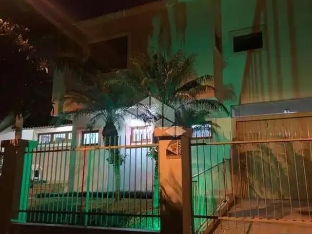 Casa / Sobrado para Venda em Santa Maria/RS Camobi 3 Quartos