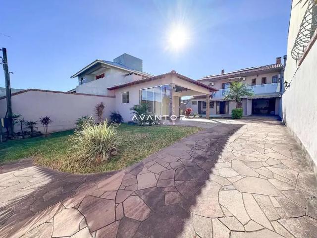 Casa / Sobrado para Venda em Santa Maria/RS Camobi 3 Quartos